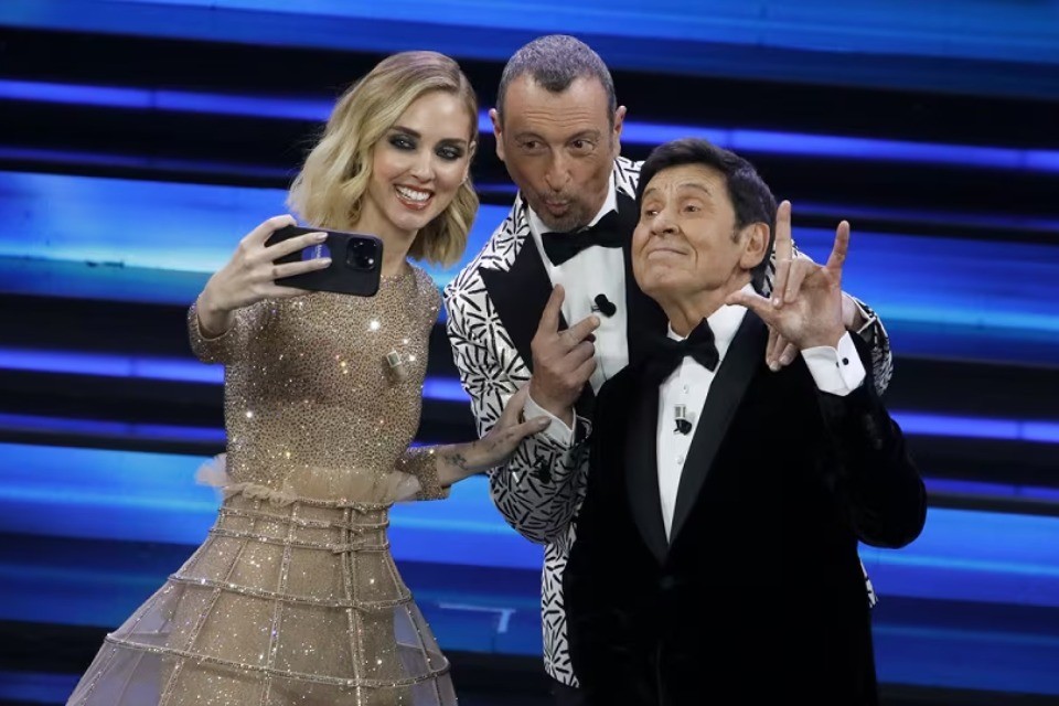 Alla ricerca della canzone "wow"!