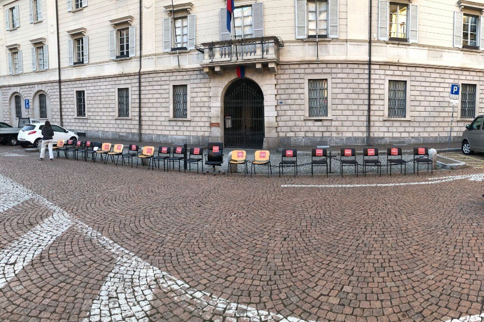 21 "cadreghe" Giso contro i compromessi di Palazzo delle Orsoline