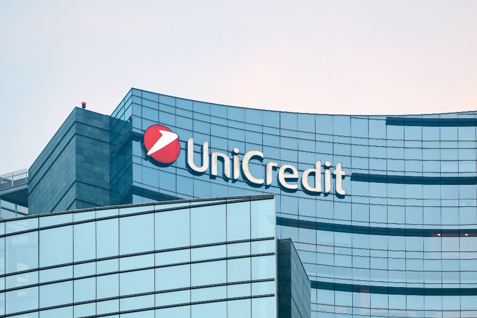 Unicredit stanzia 1 miliardo per le zone colpite dal maltempo