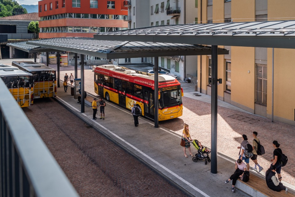 Raddoppio dei passeggeri e mezzi elettrici: ecco il futuro del trasporto pubblico